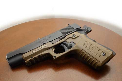 Recover Tactical CC3H Grip and Rail System for 1911 Model Pistol - Gizmoway